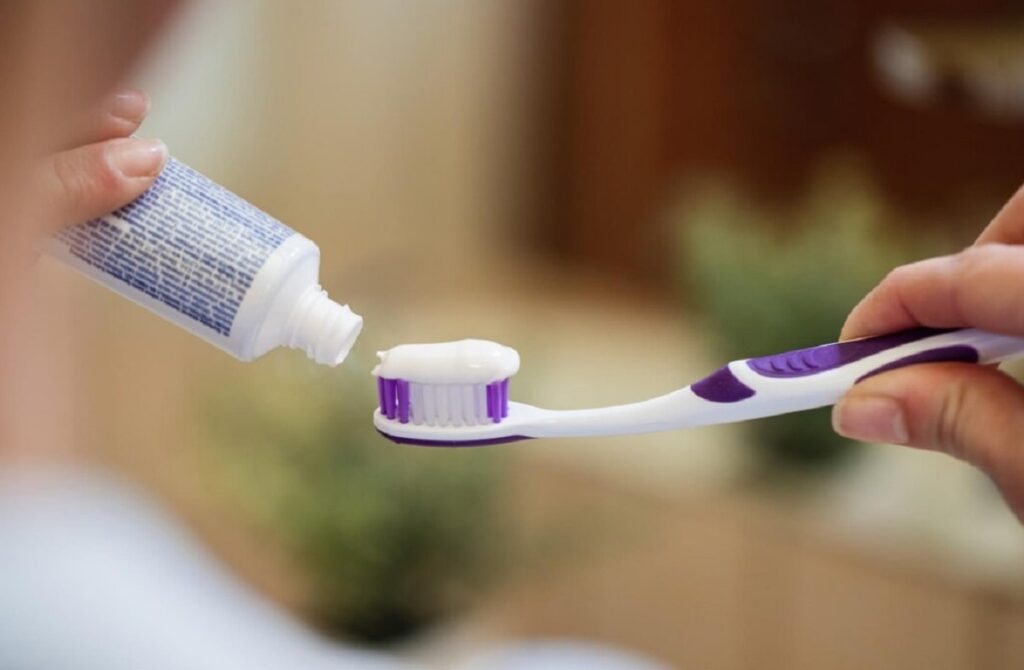 Ortodonti Diş Fırçası Nedir? Nasıl Kullanılır?